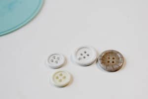 how to make homemade epoxy buttons! - see kate sew