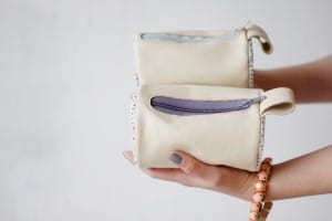 round zipper case tutorial - see kate sew