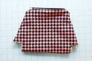 DIY zippered pouch tutorial flat bottom + Makeup Faves - see kate sew