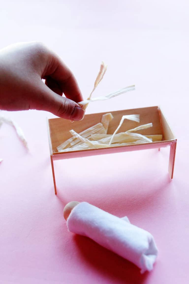 DIY Baby Jesus Manger with wood - see kate sew