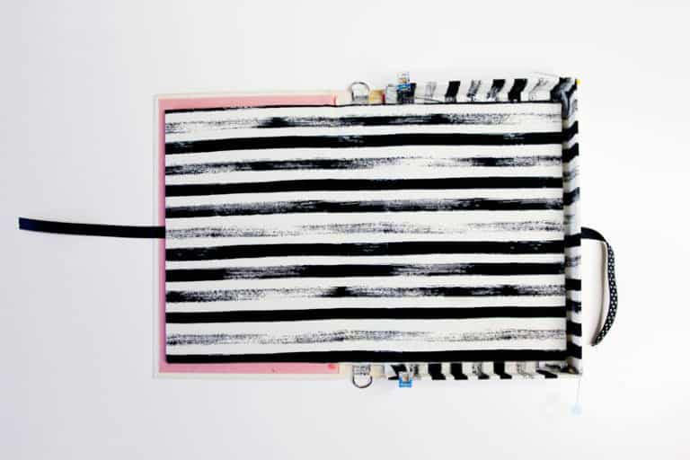 How to make a DIY Zipper Book Purse - see kate sew