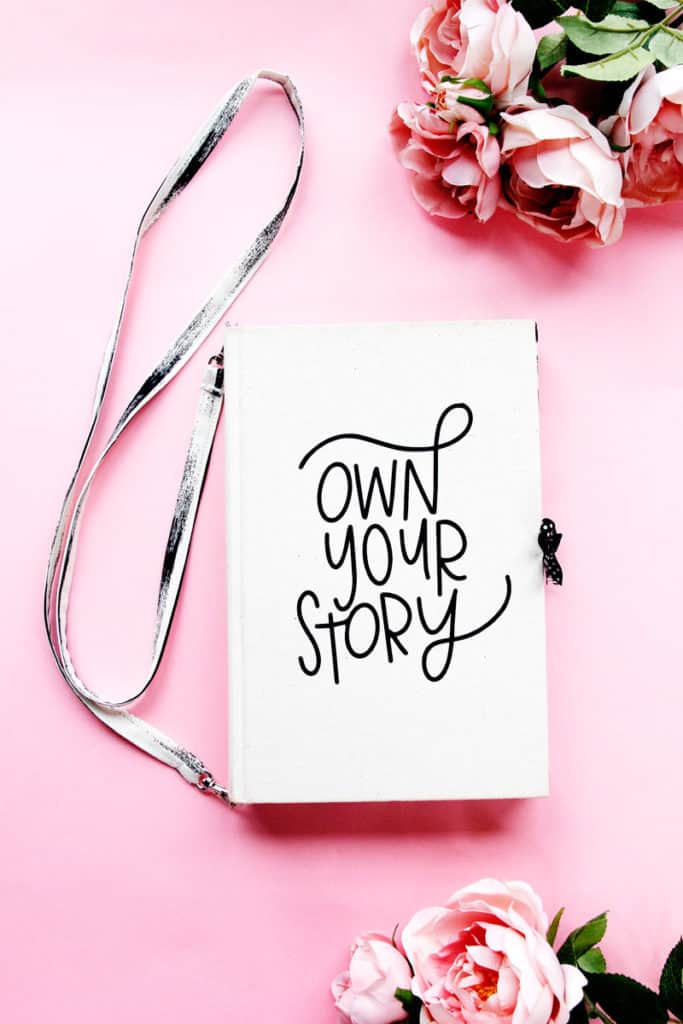 How to make a DIY Zipper Book Purse - see kate sew