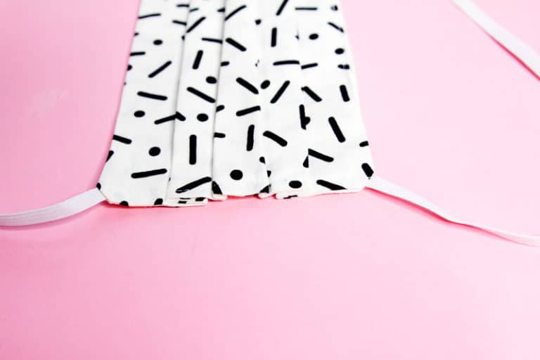 3 ways to make a DIY surgical face mask for virus shortage - see kate sew