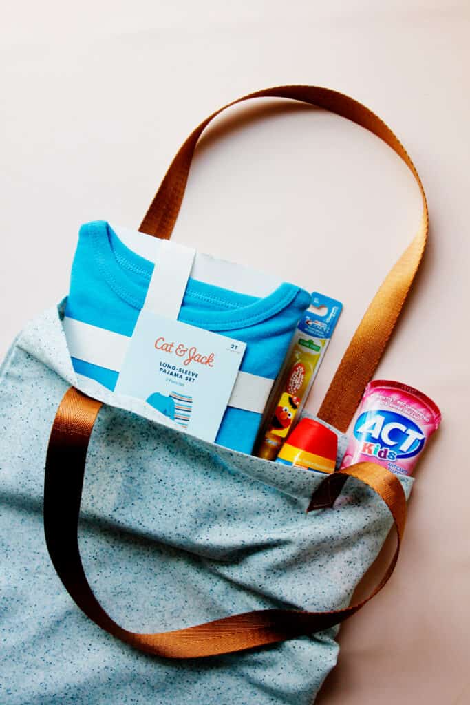 Sew Foster Care Bags to Donate - see kate sew