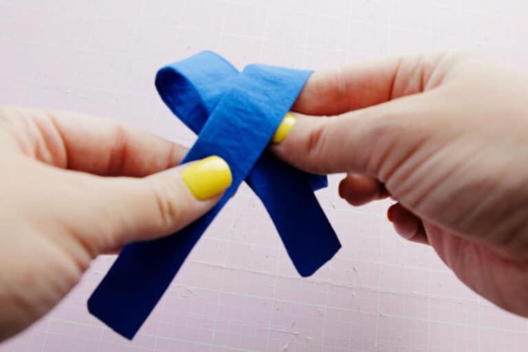 how to make hand tied fabric bows - see kate sew