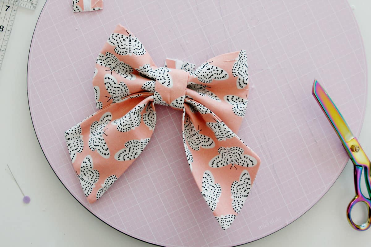 how to make diy dog collar bows - see kate sew