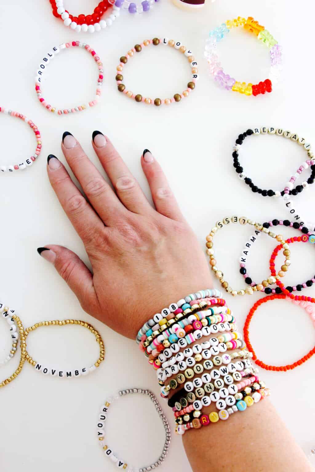 beaded friendship bracelets DIY - see kate sew