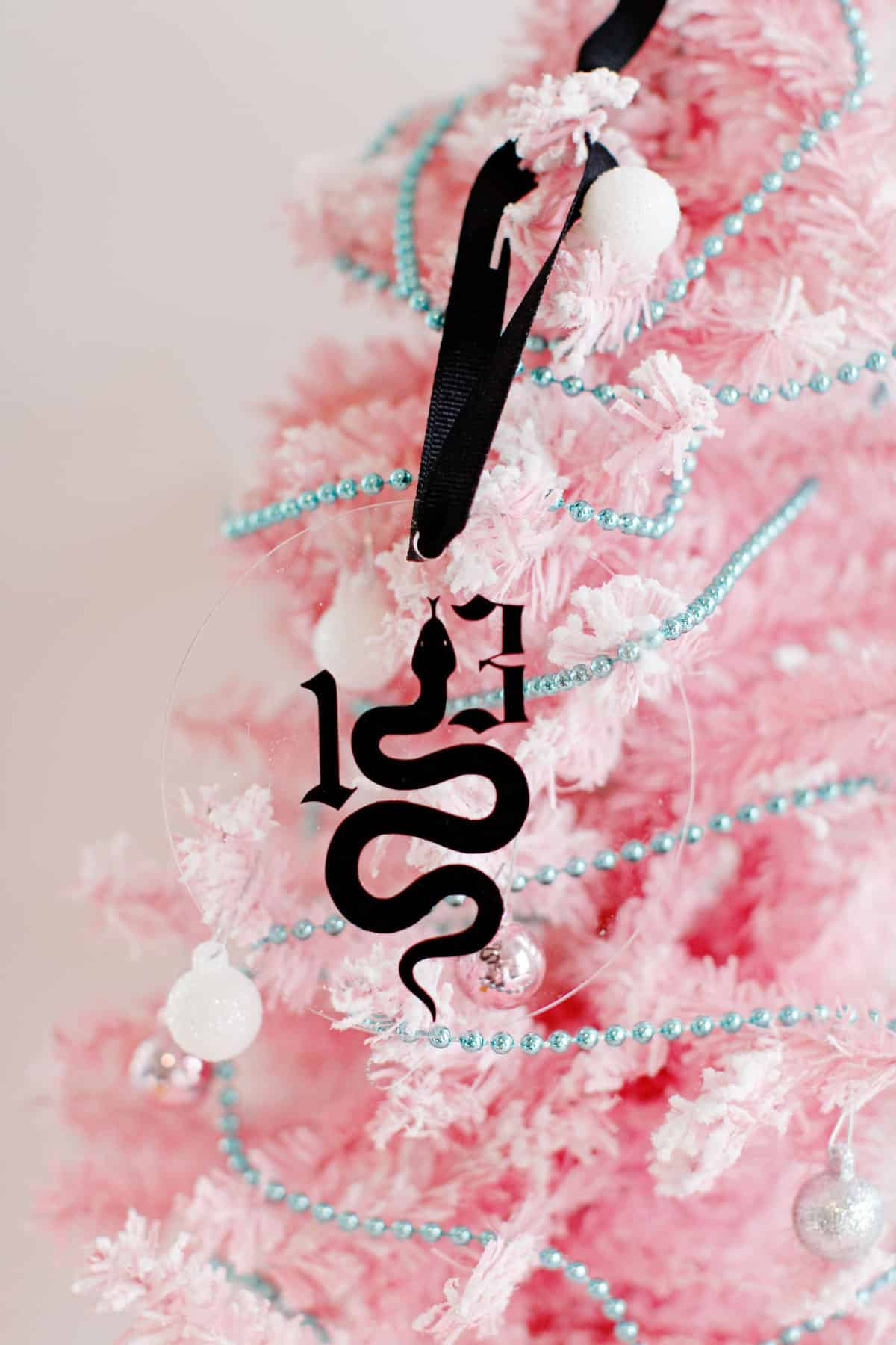 Reputation Snake SVG Design - see kate sew