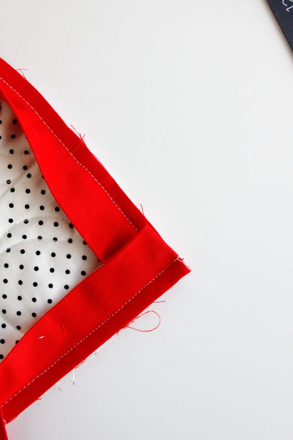 how to bind a quilt - quilt binding tutorial - see kate sew