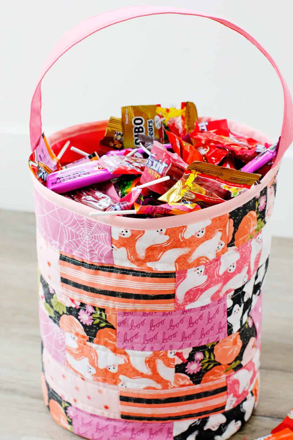 Fabric Halloween Bucket Trick or Treat Bag Pattern - see kate sew