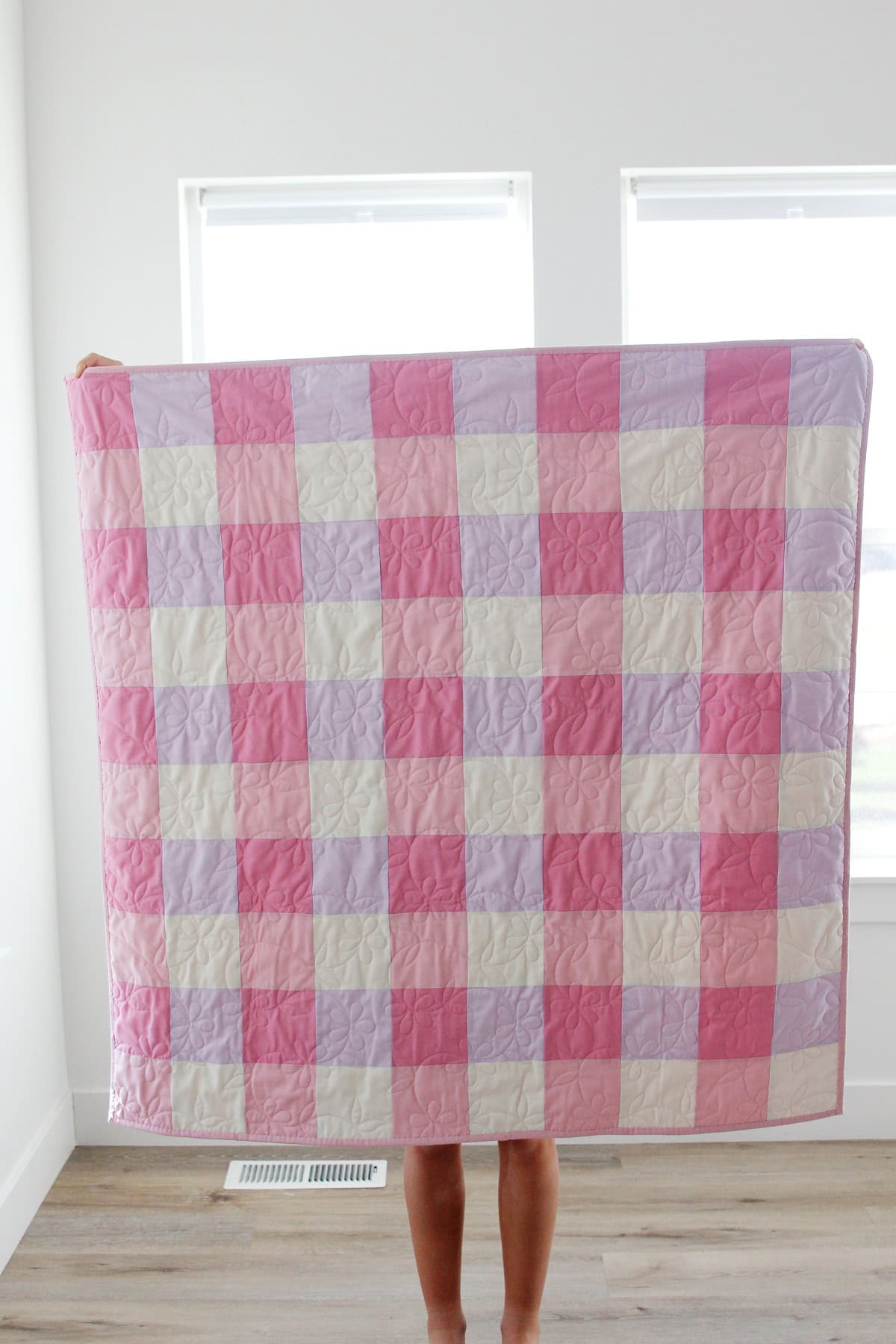 Buffalo Plaid Quilt Pattern - FREE charm square quilt - see kate sew