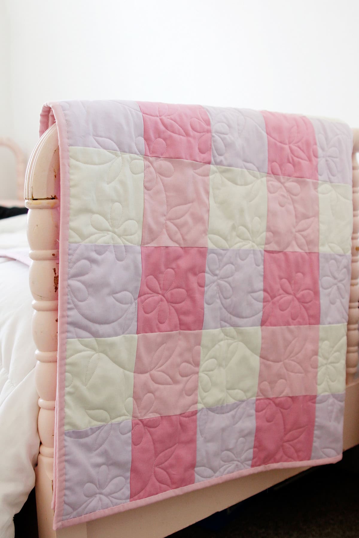 Buffalo Plaid Quilt Pattern - FREE charm square quilt - see kate sew