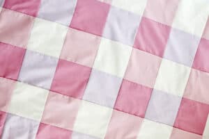 Buffalo Plaid Quilt Pattern - FREE charm square quilt - see kate sew