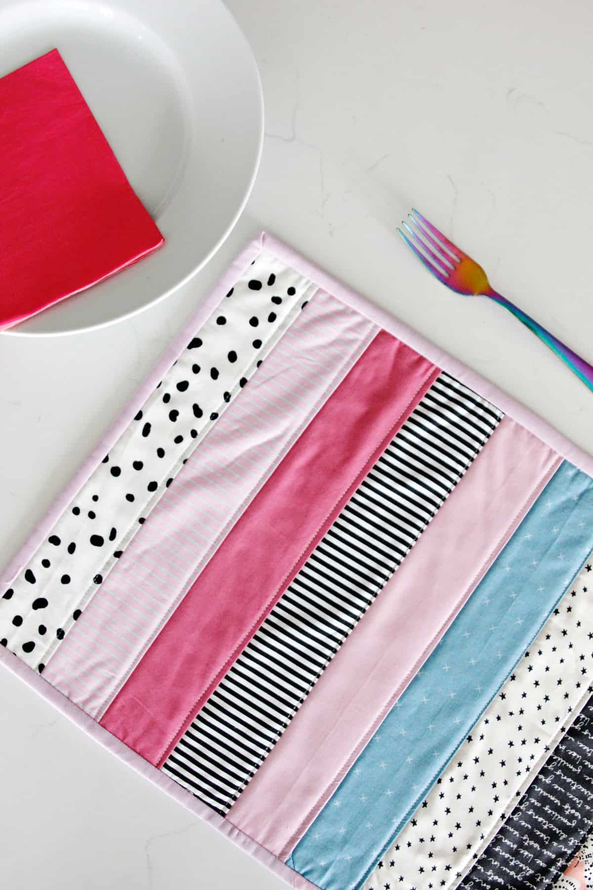 Placemat Sewing Tutorial with Leftover Strips - see kate sew