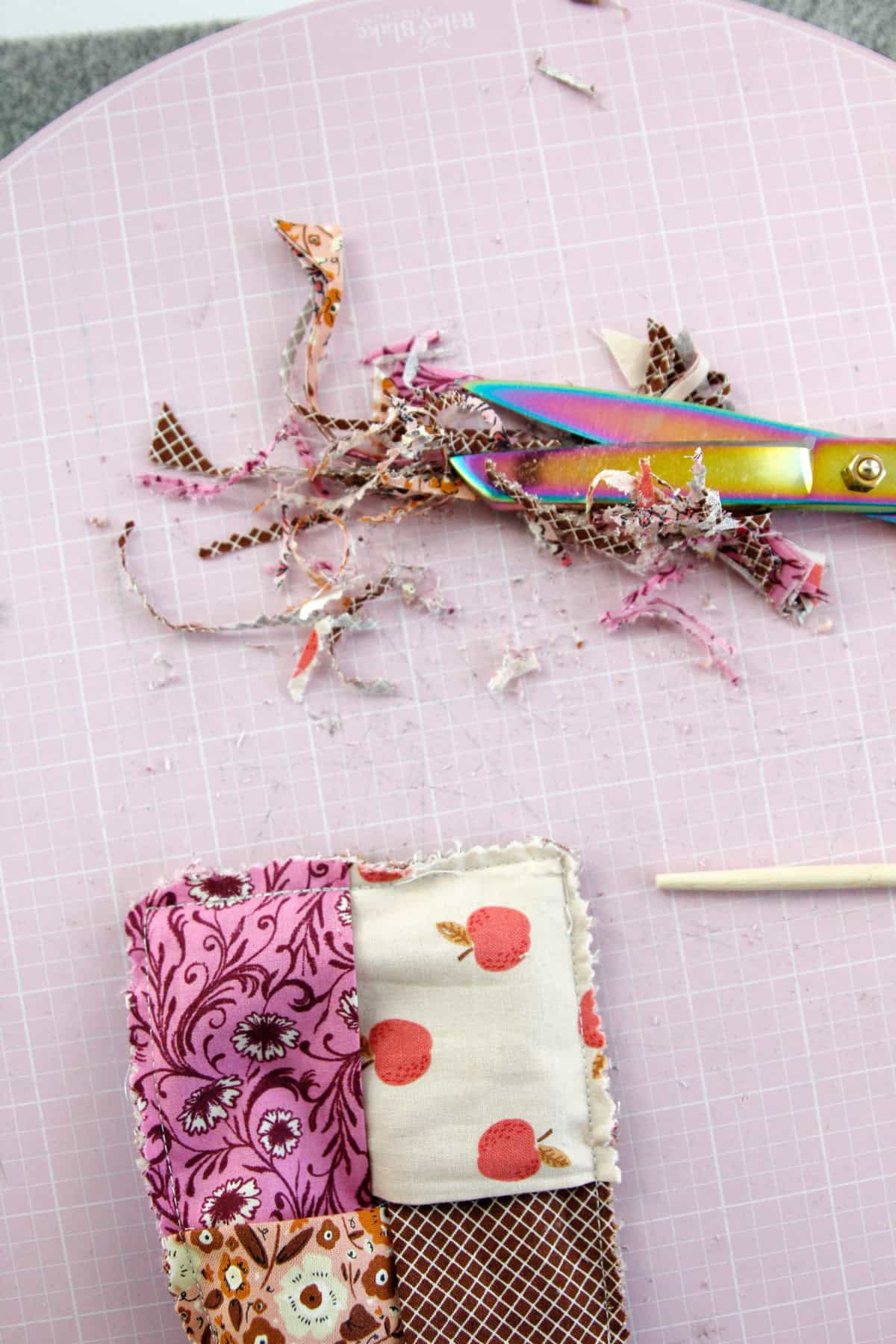 Tissue Holder Sewing Pattern with Scraps - see kate sew