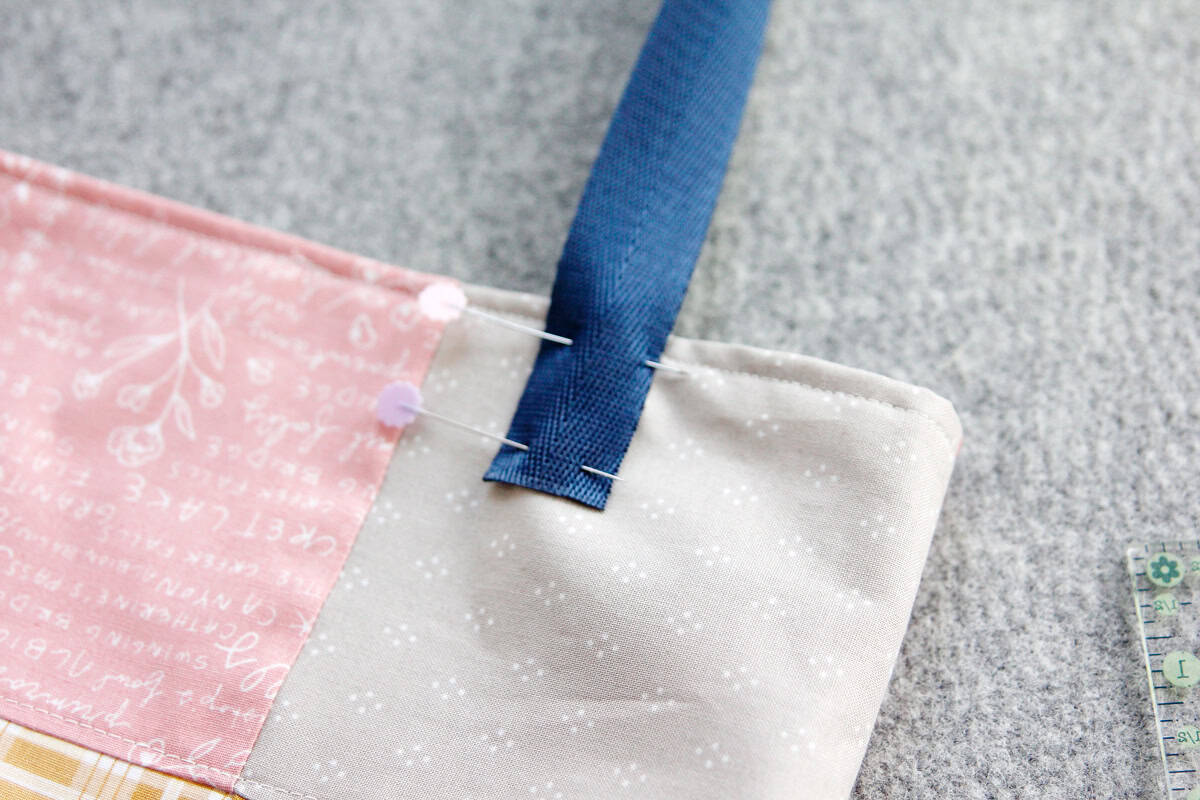 Charm Square Tote Bag Tutorial - see kate sew
